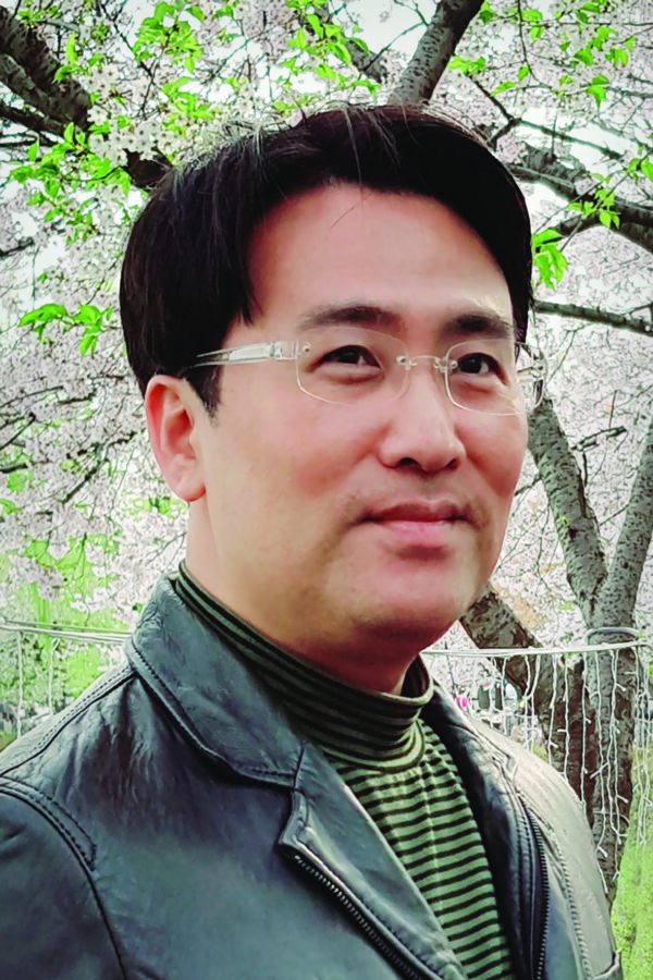 Hoon-Dong Chung Reflects the Tension Between Openness and Closure - Graphis Award Winners ...